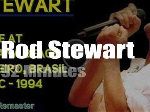 Rod Stewart spends NYE at a Brazilian beach (1994) - RadioVideo.Music